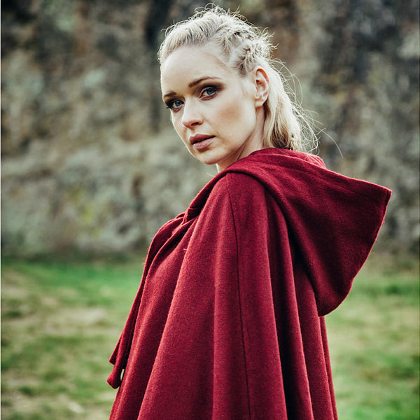Red Wool Cloak w/ Wool Ties - Heavy Wool Hooded Cape – Sons of Vikings